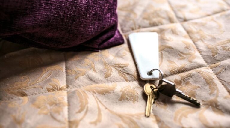 Can't Find Your Keys? You're Not Alone! A New Study Reveals The Most ...